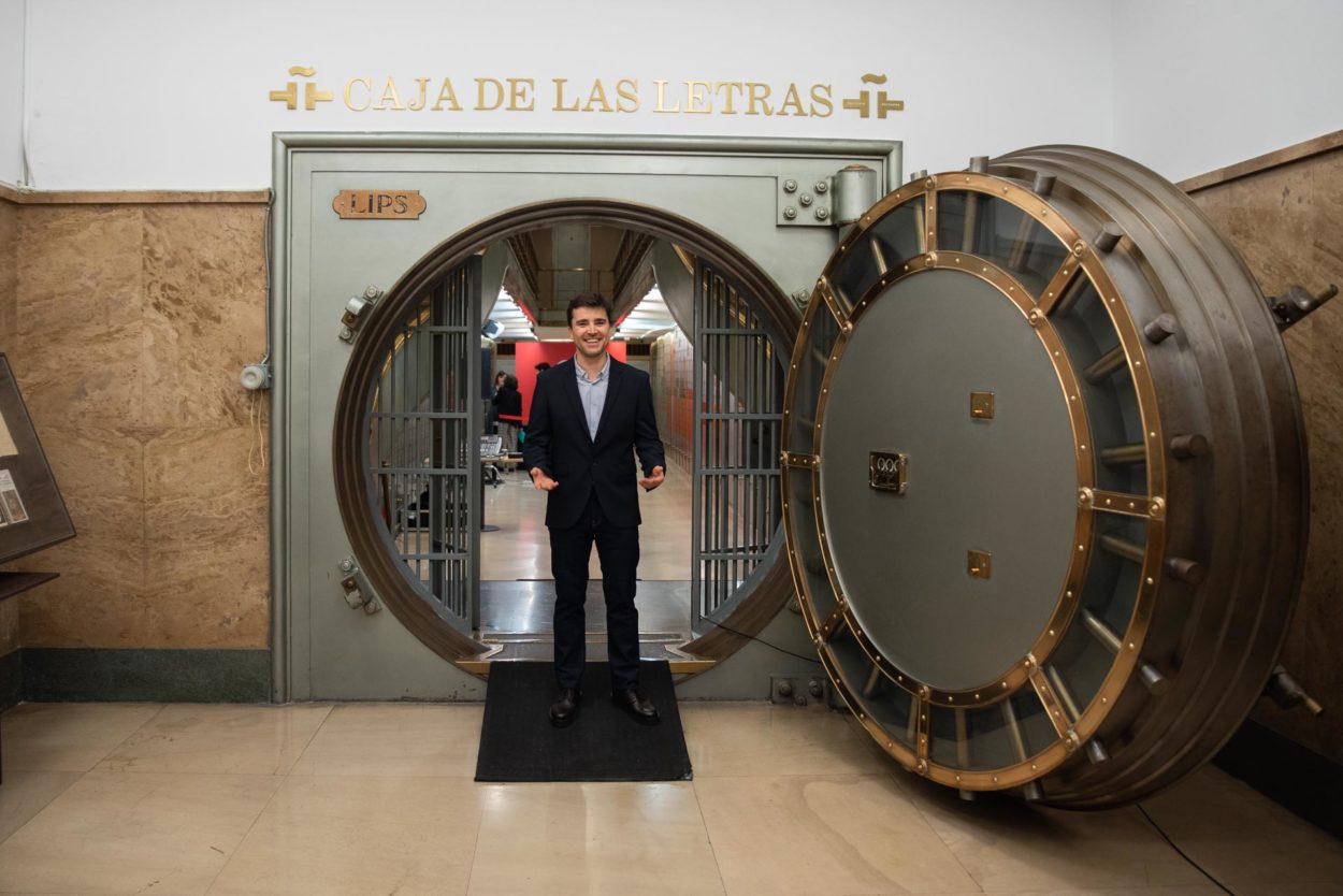 XVII Premio de traducción Esther Benítez (II): Joaquín Fernández-Valdés ...