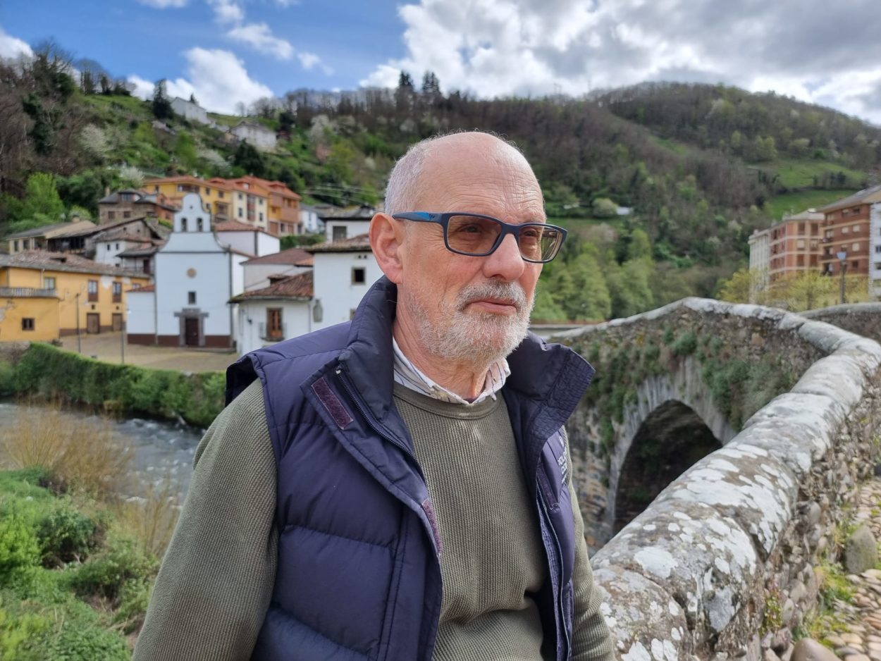 El intelectual y el vándalo, Jordi Fibla - Vasos Comunicantes | Revista ...